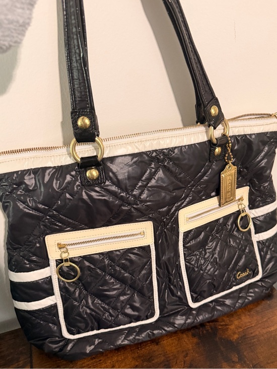 Coach | Bags | Coach Black Quilted Tote With Cream Trim And Gold ...